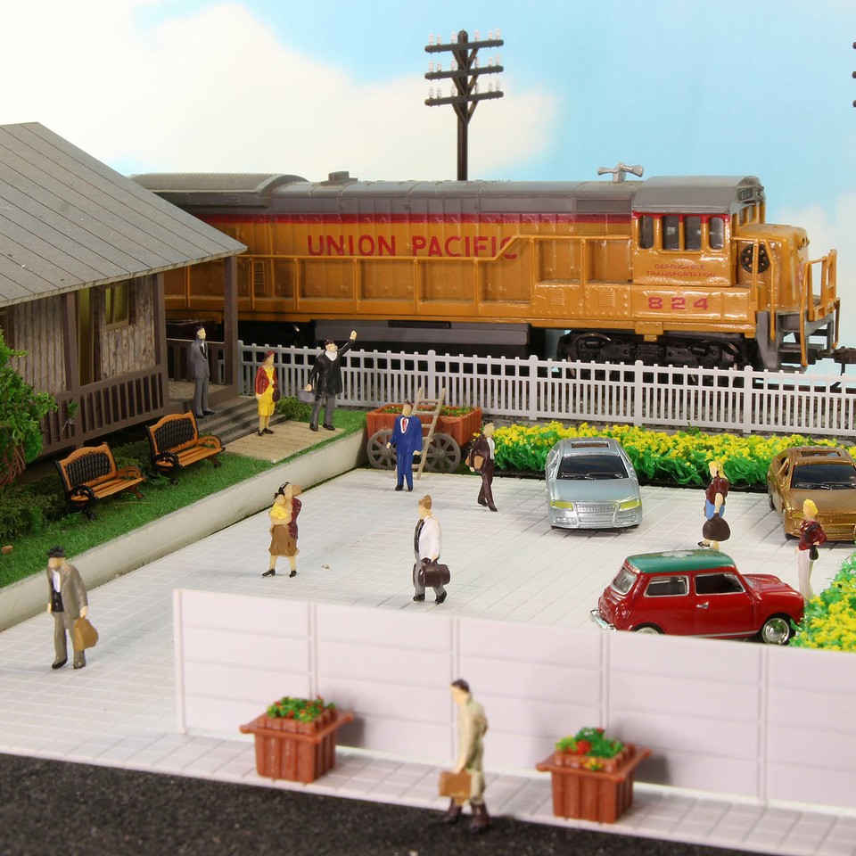 40pcs Model Trains HO Scale 1:87 Standing People Figures 20 Different ...