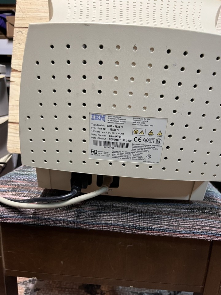 Vintage IBM VGA Computer CRT Tube Monitor w/ Swivel Base Model 6331-M2N ...