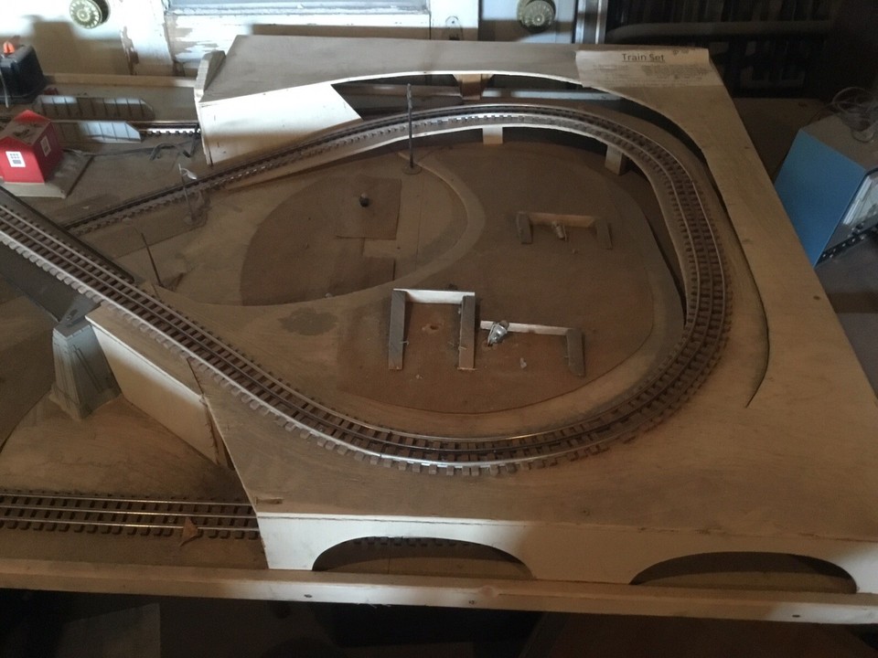 Vintage 0 Gauge Train Layout Diorama With Buildings and Track 4 foot by ...