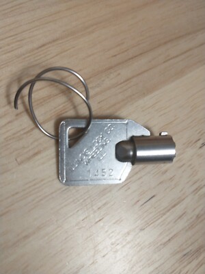Snack soda drink vending machine key #1452 fits barrel style locks ...