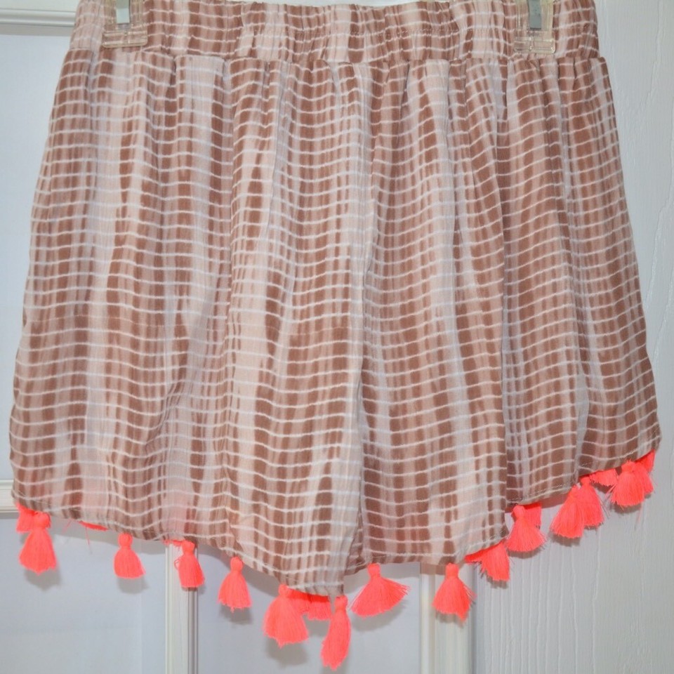 Dizzy Lizzy Shorts Size Medium | eBay