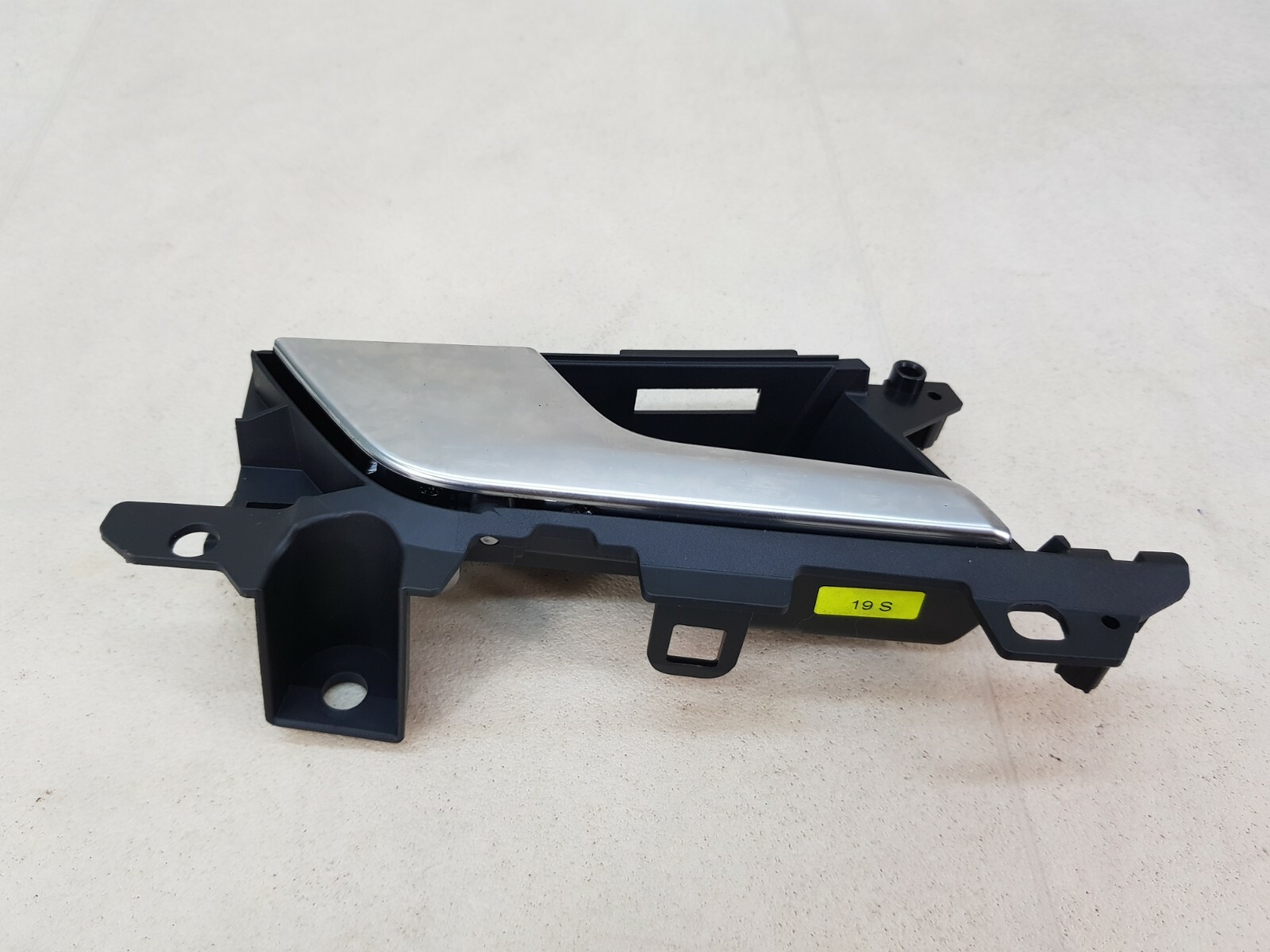 AUDI A4 8W B9 16-ON 4DR SALOON REAR PASSENGER INTERIOR DOOR HANDLE ...