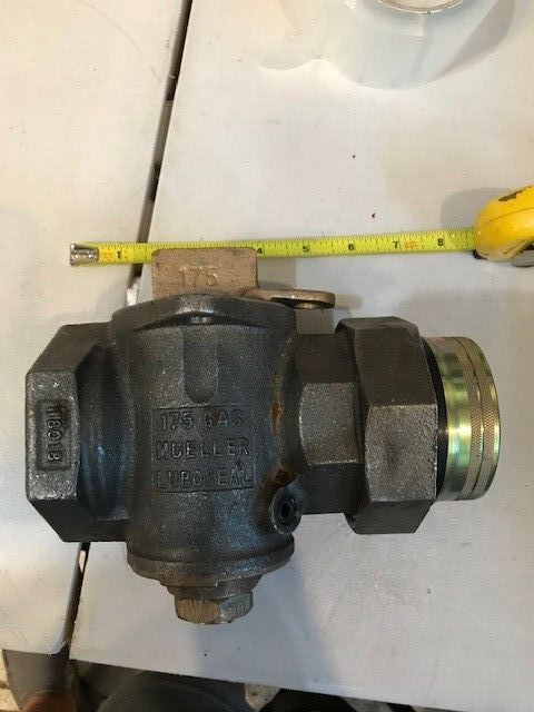 Mueller Luboseal Meter Gas Stop Valve with Lockwing 175 PSIG 2" H-11175 ...
