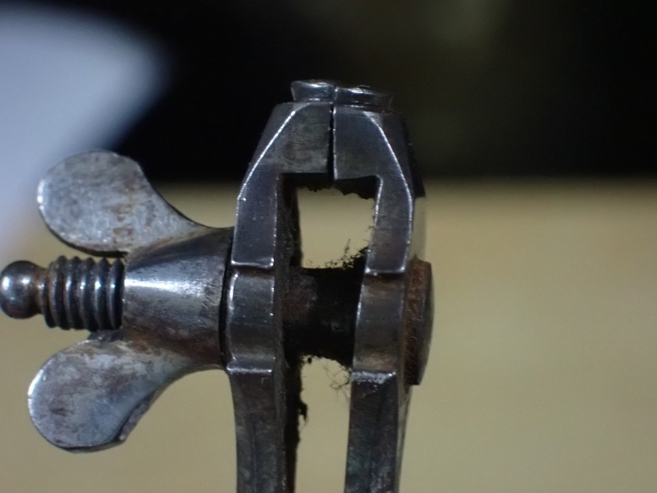 Vintage Unbranded Watchmakers Thru Handle Pin Vise 3/16" 5 mm jaws Good ...