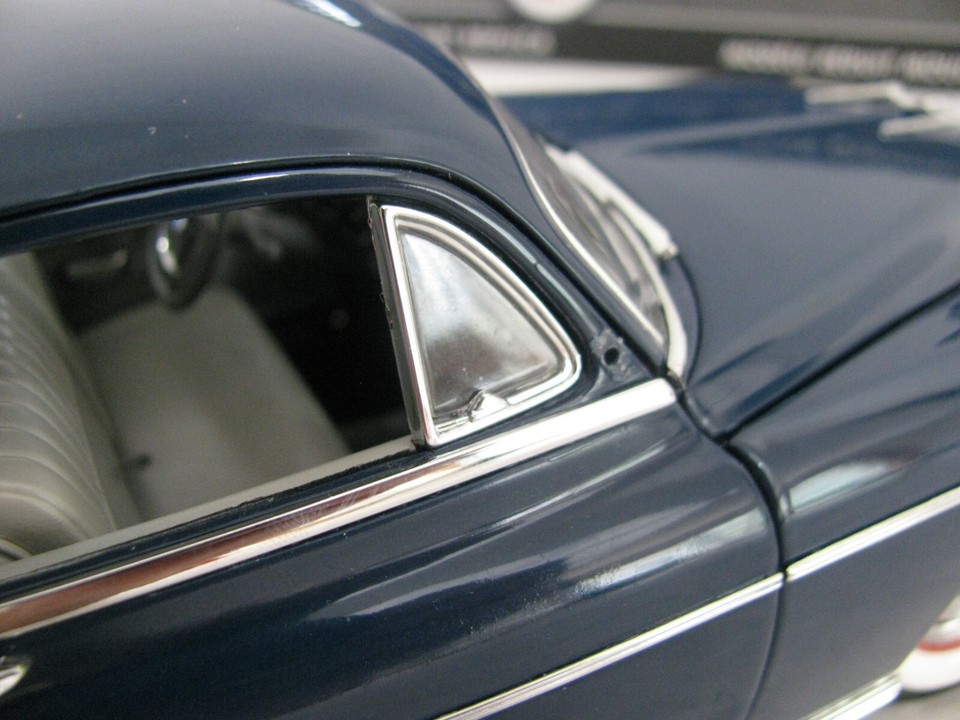 Ertl American Muscle Diecast 1/18 Scale Blue 1950 Oldsmobile 88 Model ...