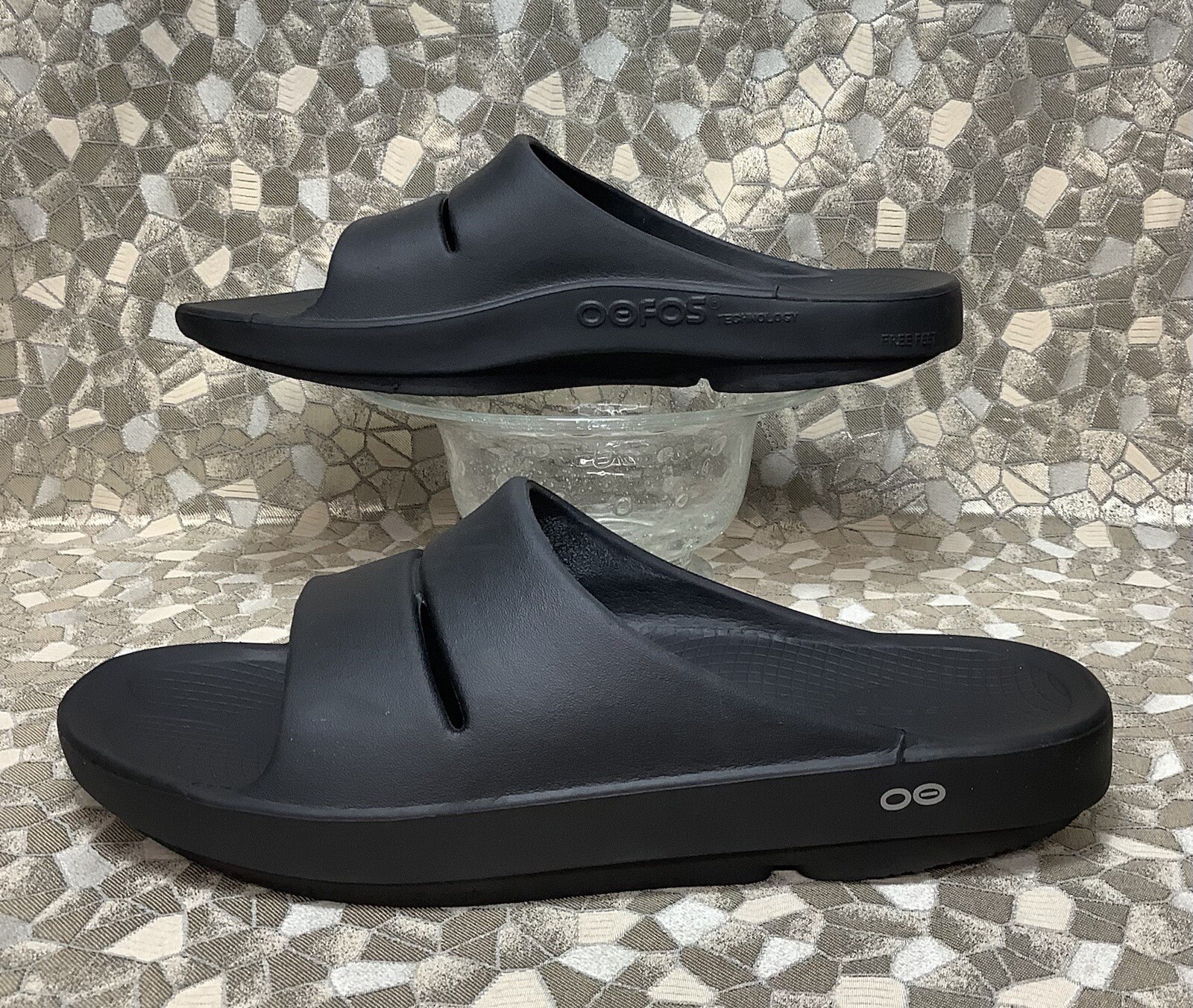 OOFOS OOAAH Recovery Slides Sandals Comfort Black Log… - Gem