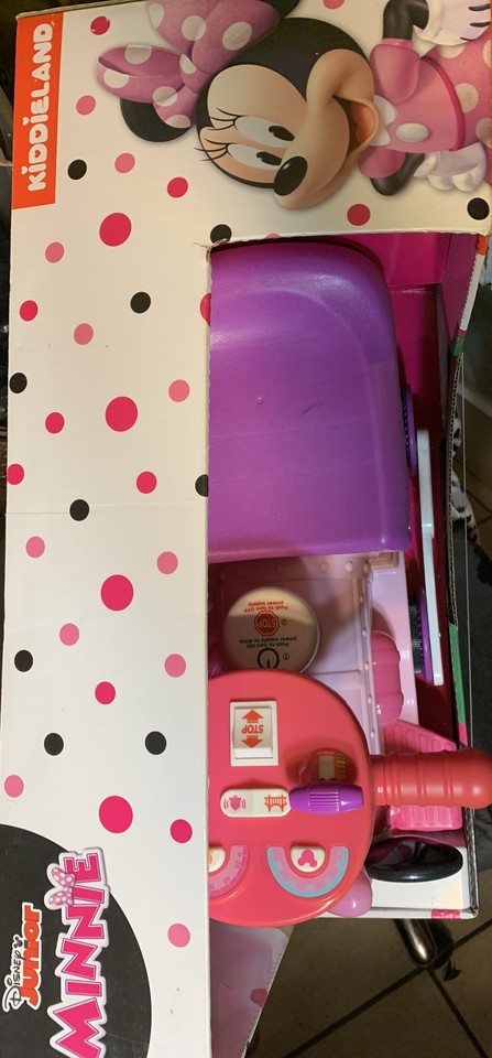 Disney Junior Minnie Train With Caboose And Tracks 6 volt powered ...