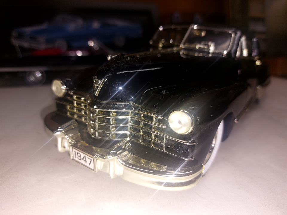 Anson Metal 1947 Cadillac Convertible Series 62 Black 1:18 With Display Base | eBay
