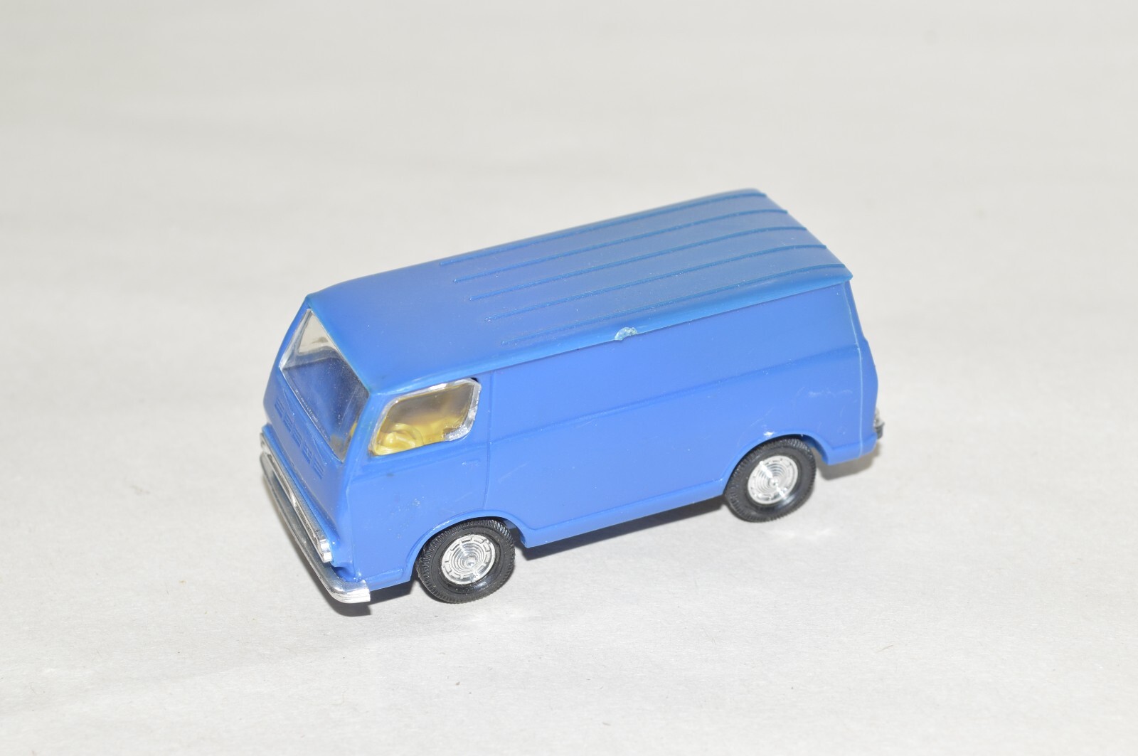 HO 1/87 scale plastic vehicle Lindberg Mini-Lindy #8 Chevy Van BLUE | eBay