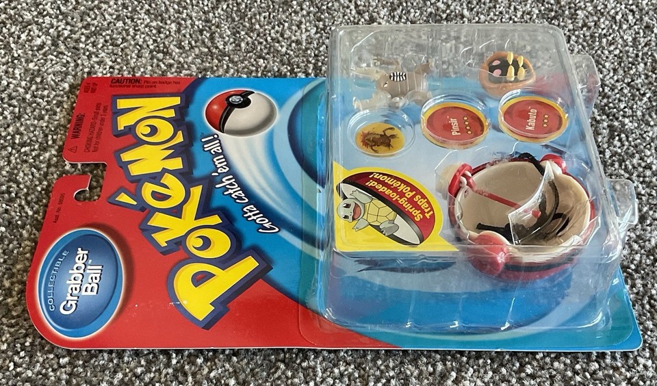 Ultra Rare Vintage Pokemon Grabber Ball KABUTO & PINSIR Mip Hasbro 2000 ...