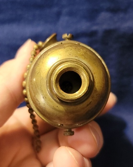 ANTIQUE HARVEY HUBBELL BRASS SOCKET ACORN PULL CHAIN Possibly for ...