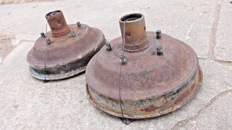 1928 1931 Model A Ford FRONT BRAKE DRUMS / HUBS Original pair 1929 1930 ...
