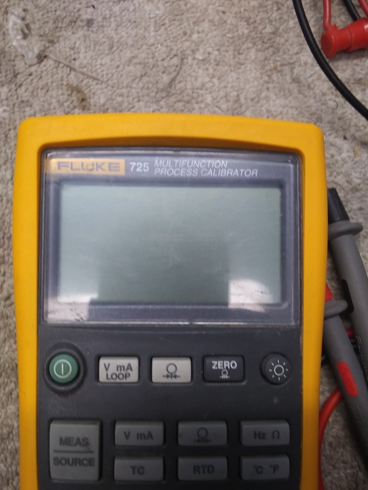 Fluke 725 Multifunction Process Calibrator W/ Fluke Leads POWER TESTED ...