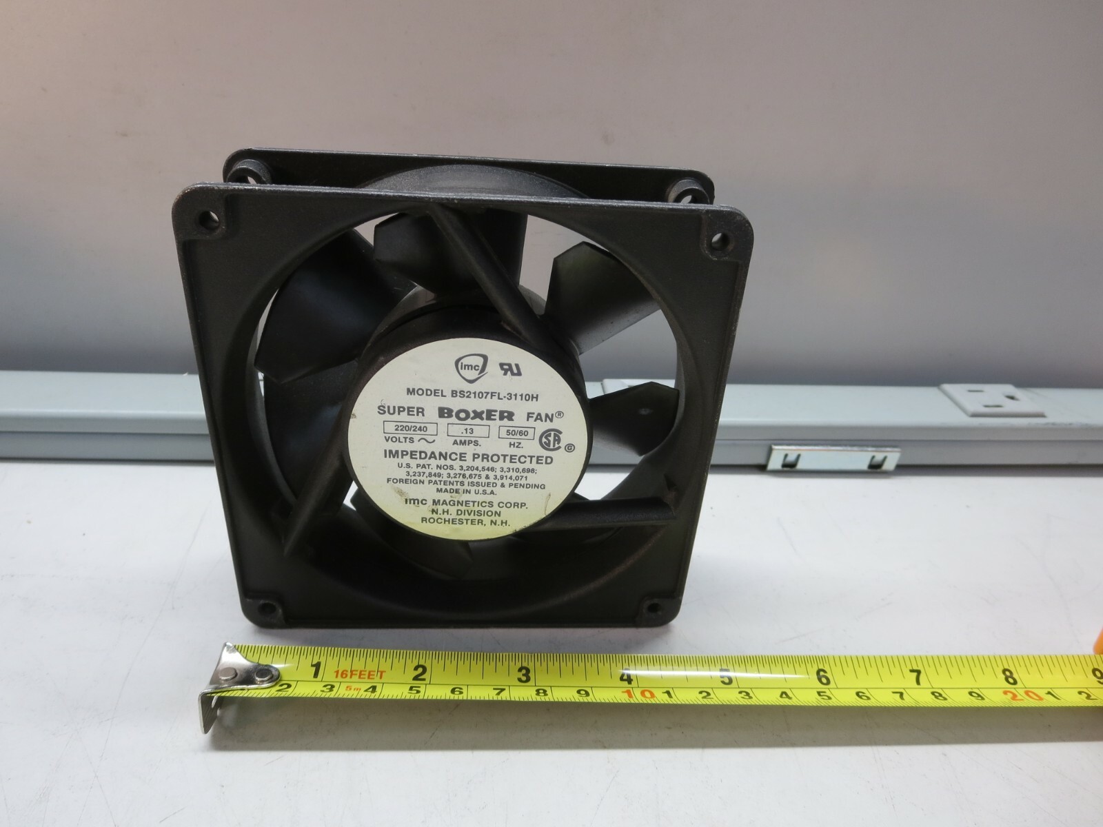 IMC Magnetics BS2107FL-3110H Super Boxer Fan 220/240 VAC 50/60 HZ .13 ...
