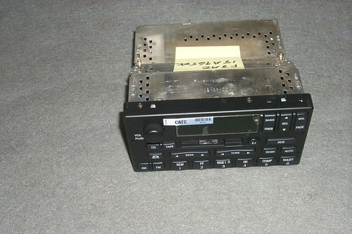NOS AM/FM Cassette Stereo/Remote CD Player 1998 1999-2002 Ford Crown ...