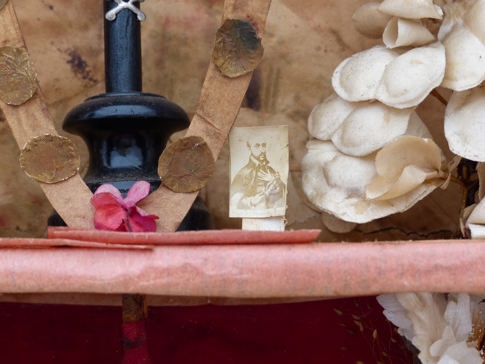 XXL 24" Antique French Diorama Box Ex Voto subject Religious Rare House ...