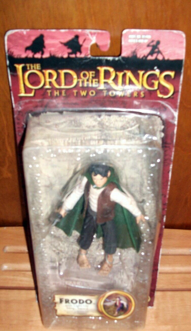 Lord of the Rings FRODO W LIGHT UP STING/SWORD- THE TWO TOWERS ACTION ...