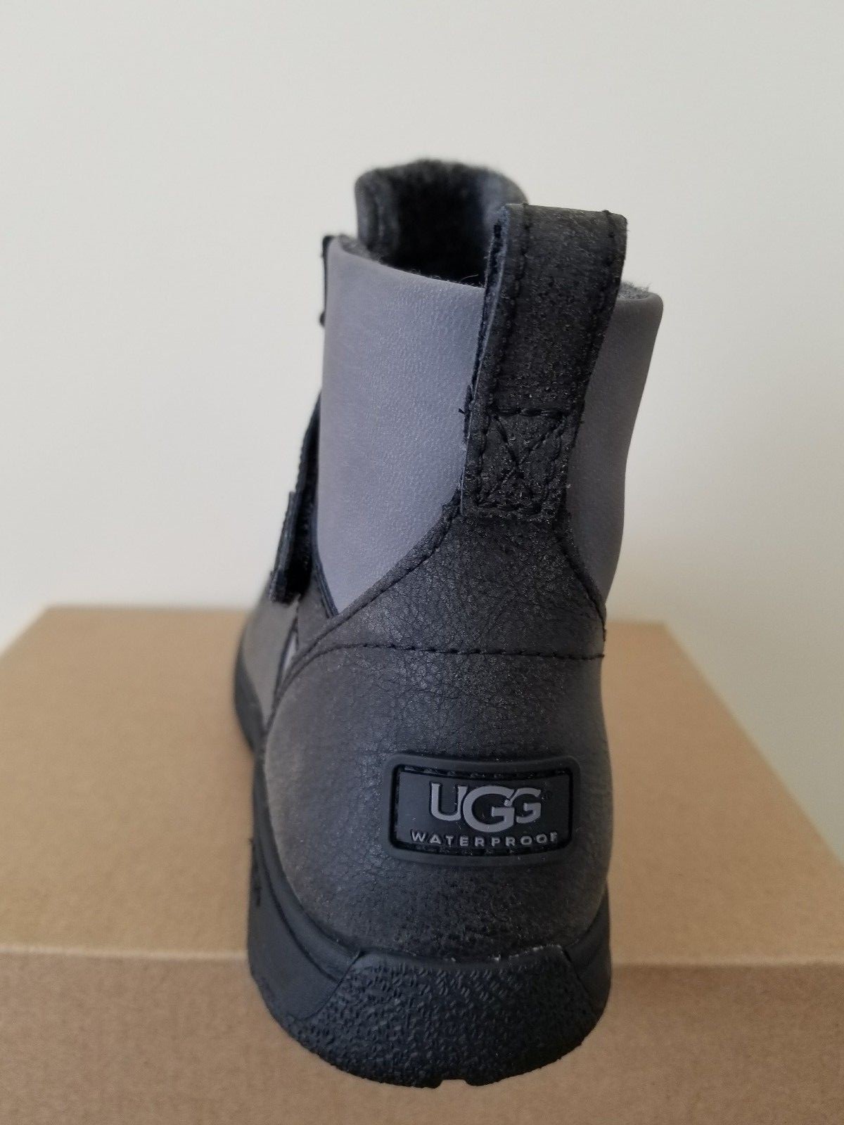 Ugg Australia Kids Kaylen boots Size 5 NIB | eBay