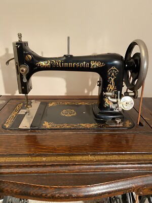 Sewing Machines - Davis Sewing Machine