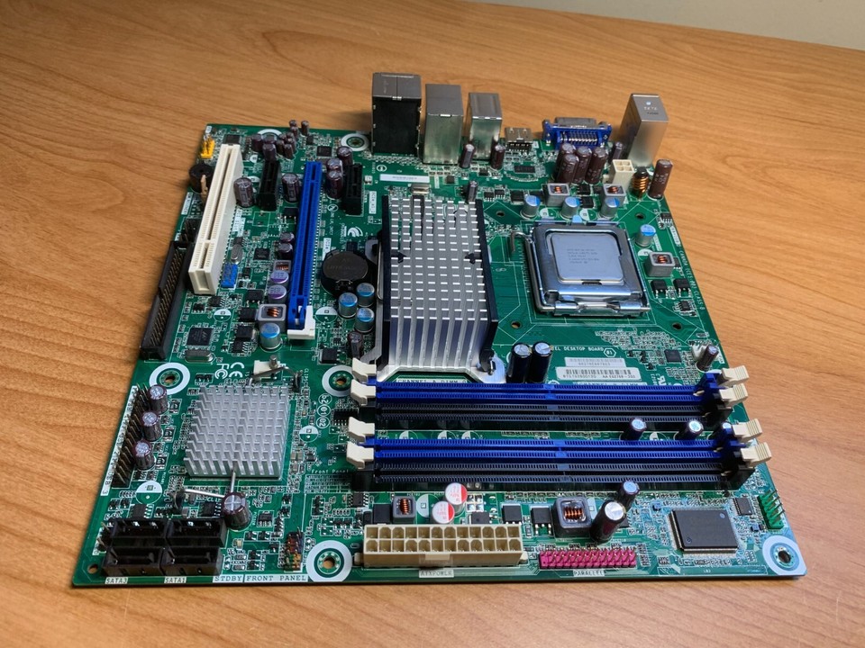 Intel DG43GT LGA775 Motherboard with Core 2 CPU, IO Shield -TESTED | eBay