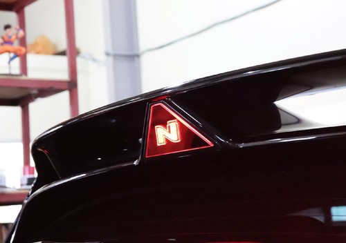 Rear Spoiler Auxiliary Stop Lamp Mask Molding 1PC For 2019+ Hyundai ...