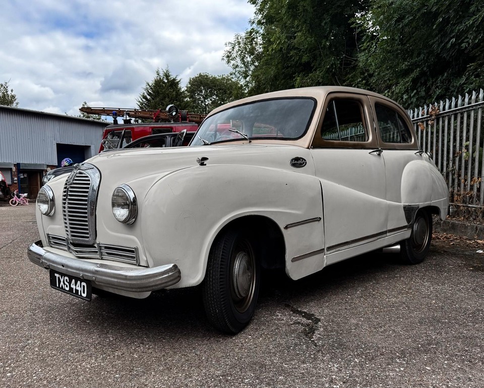 1952 AUSTIN A70 HEREFORD 2200cc * RARE MODEL * 6 SEATER * RUNS AND ...