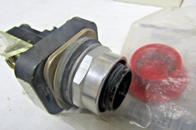 Pushbutton - Push Pull Red