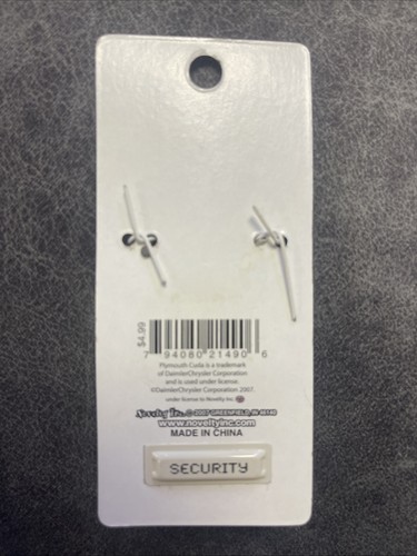 MUSCLE CAR GARAGE LEATHER KEYRING PLYMOUTH CUDA Sublime GREEN KEYCHAIN ...