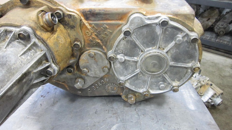 NP205 TRANSFER CASE SM465/NP205 NP 205 FIXED YOKE NP205 10 SPLINE SM465 ...