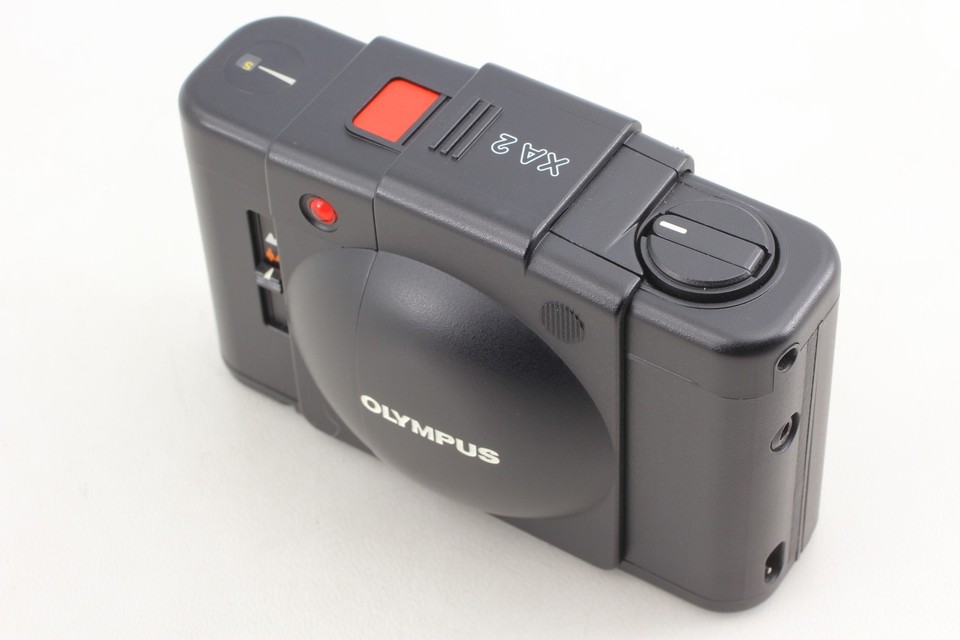 [Near MINT+++ in Box] Olympus XA2 Point & Shoot 35mm Film Camera Body ...