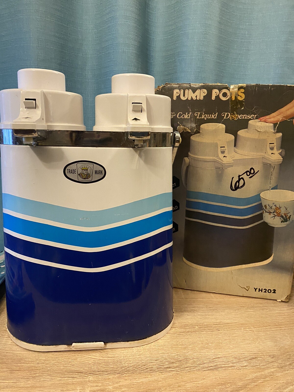VINTAGE 70s Pump Pots 2.6 Liter Hot & Cold Liquid Dispenser. USED W ...