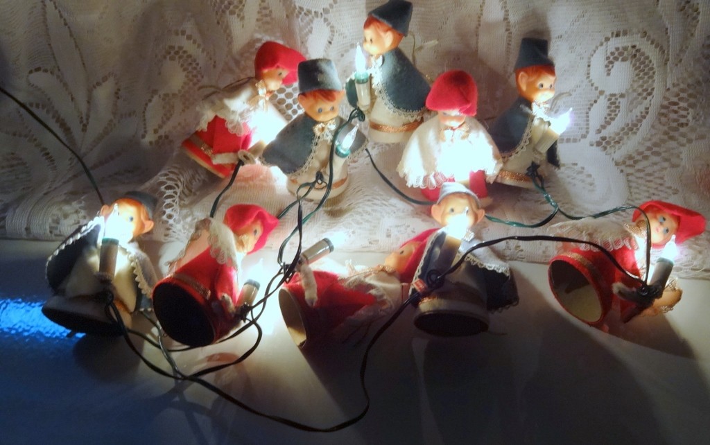 Vintage Christmas Holiday Light Set Santa Helpers 10 Elves Elf Pixie ...