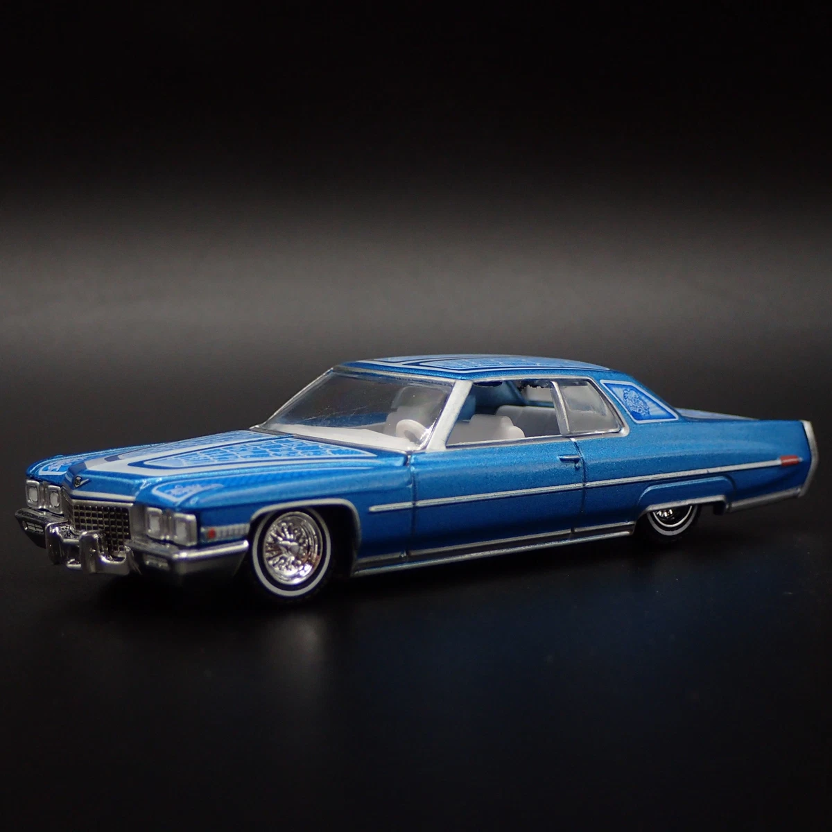 Lowrider Cadillac Coupe Deville