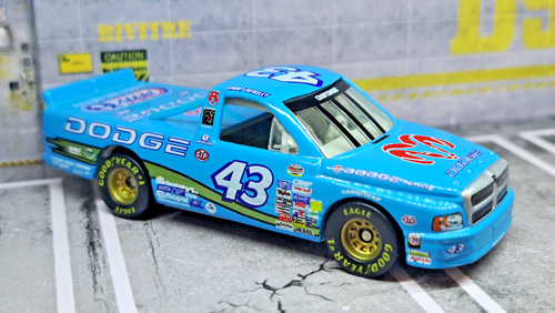 HOT WHEELS RACING PETTY 43 STP DODGE RAM HENSLEY RARE GOLD WHEEL RRs | eBay