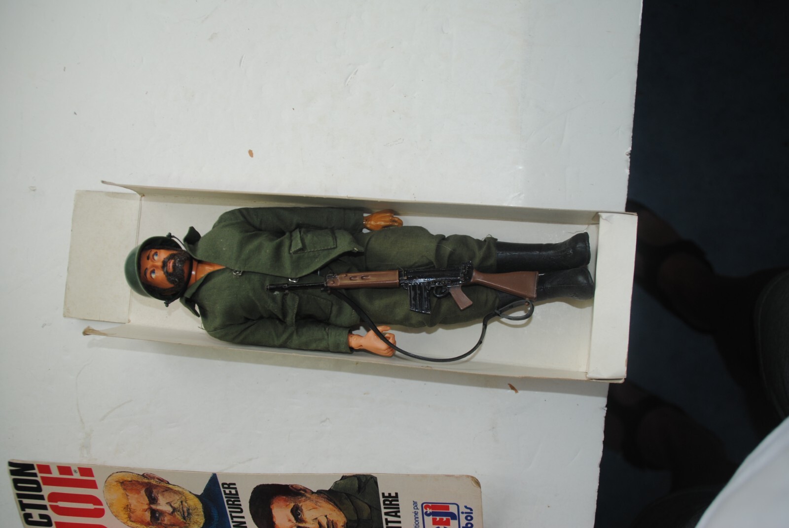 GI JOE VINTAGE MUSCLE BOXED 7566 " SOLDIER " GROUP ACTION JOE BOXED ...