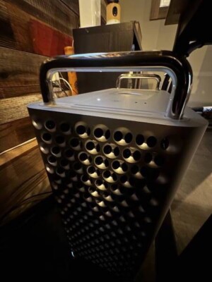 Apple 2019 Mac Pro 3.3GHz 12-Core Xeon W 96GB 1TB SSD AMD Radeon Pro ...