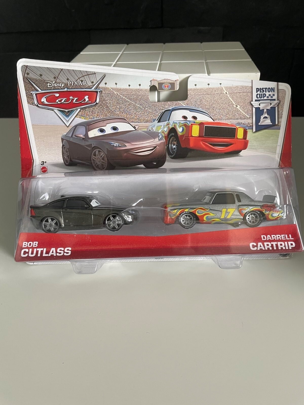 Disney World of Cars Piston Cup Race Day Bob Cutlass & Darrell Cartrip ...