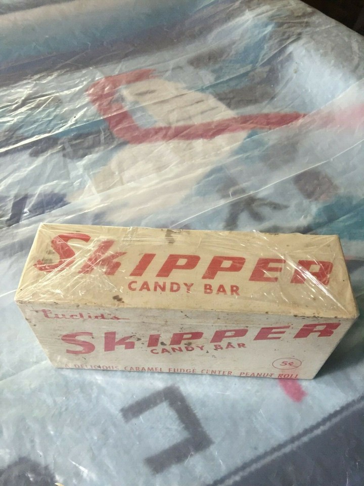 VINTAGE EUCLID'S SKIPPER CANDY BAR ADV. BOX | eBay