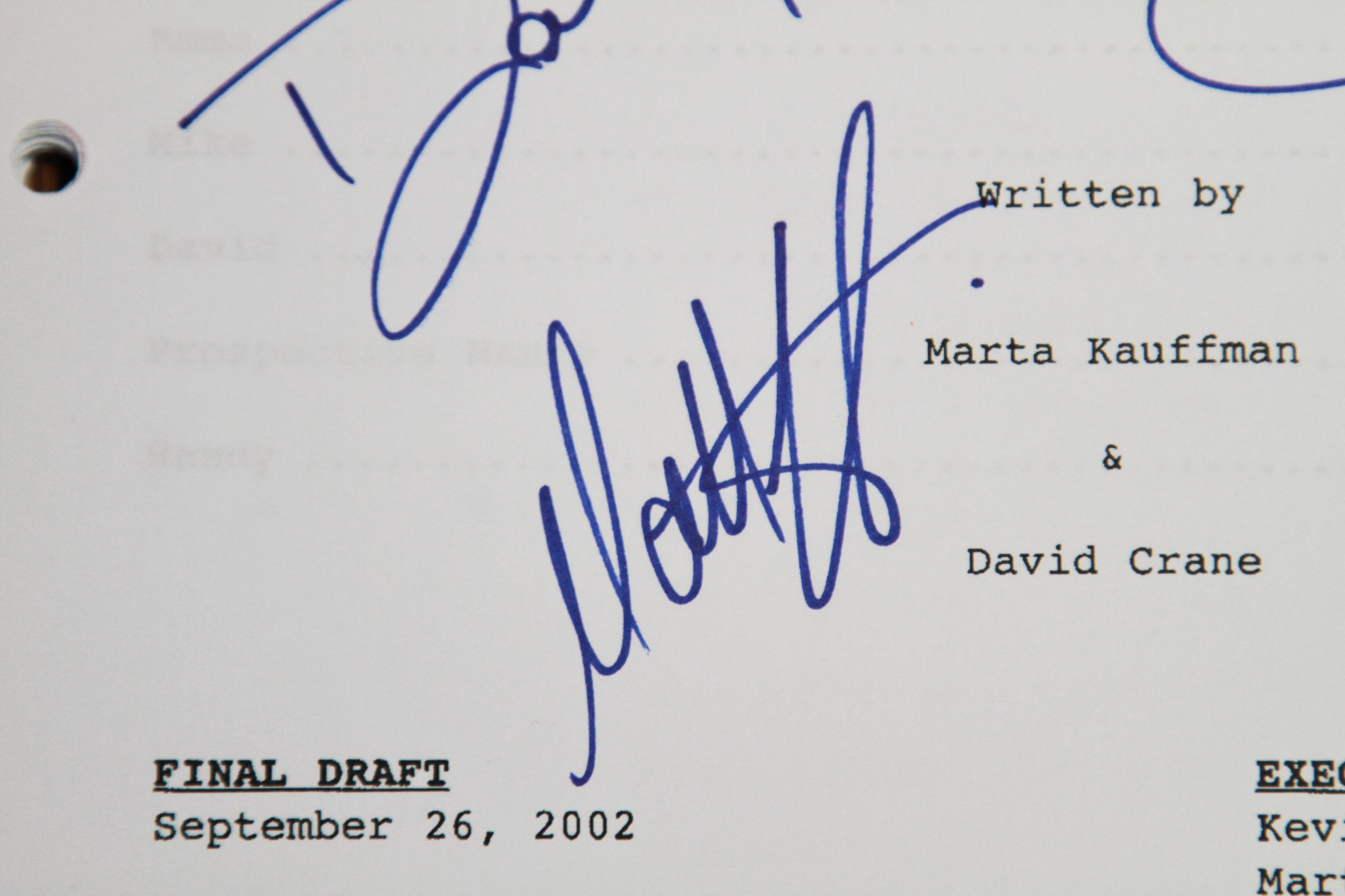 FRIENDS Full CAST signed script Jennifer ANISTON Courtney COX SCHWIMMER ...