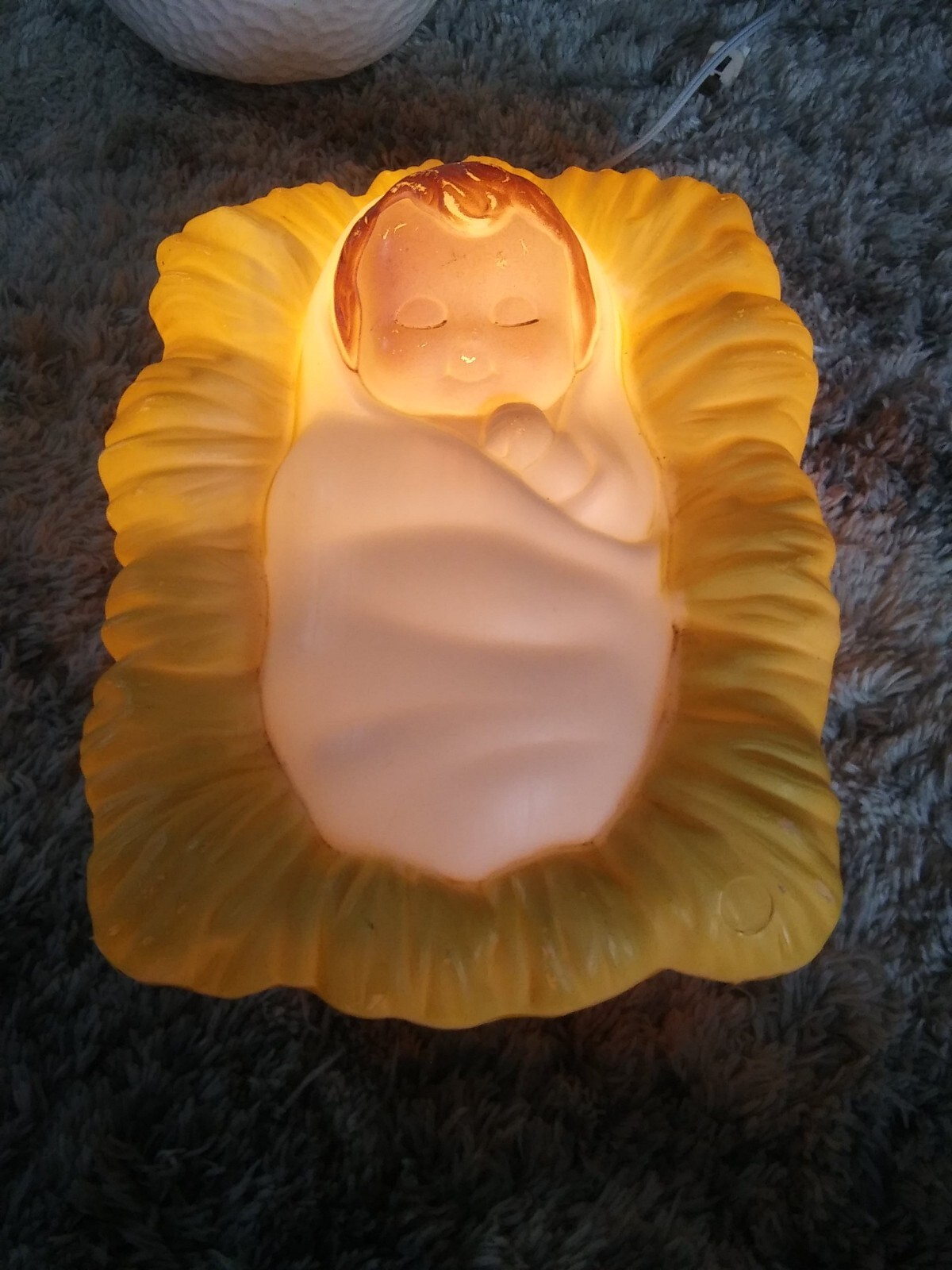 Jesus in hay manger blow mold lights up General Foam Nativity | eBay