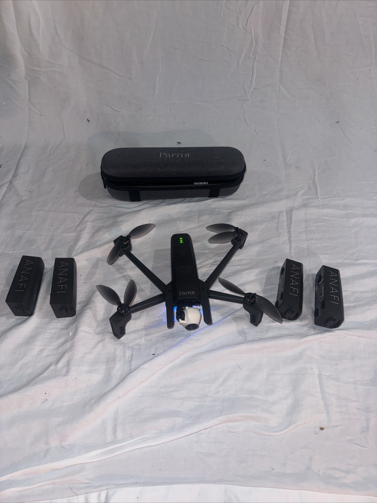 Parrot ANAFI 4K Quadcopter with Remote Controller - Black (PF728000 ...