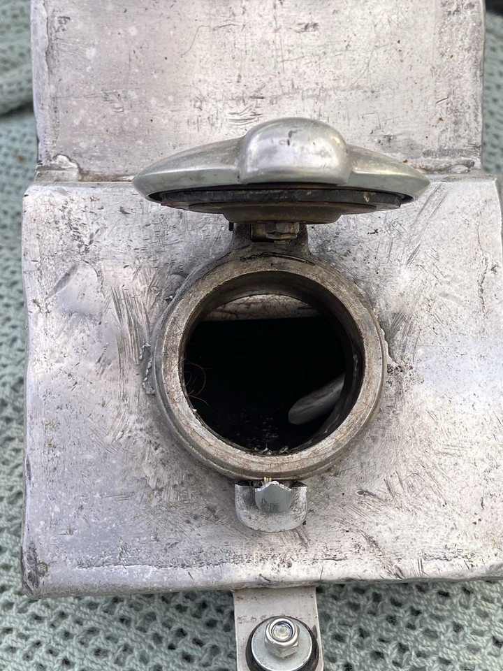 Norton Triton wideline Featherbed Alloy Aluminium Oil Tank monza flip ...