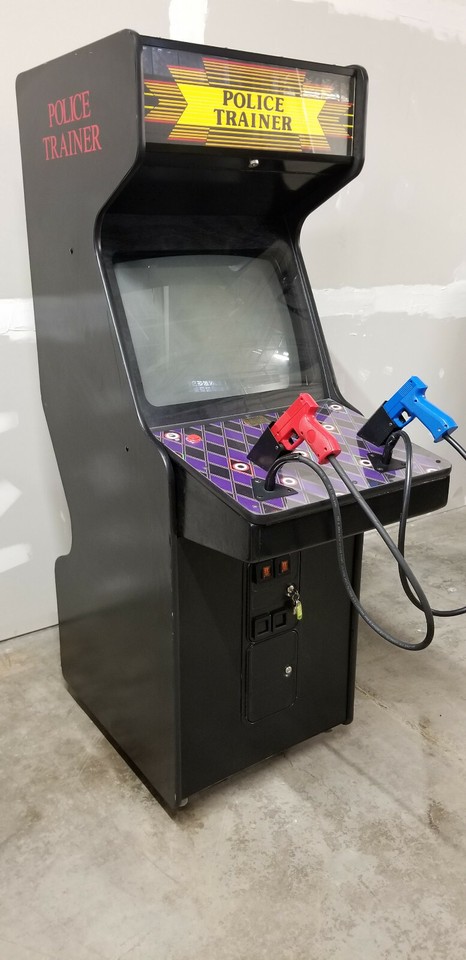 POLICE TRAINER ARCADE MACHINE by P&P MARKETING 1997 (Excellent ...