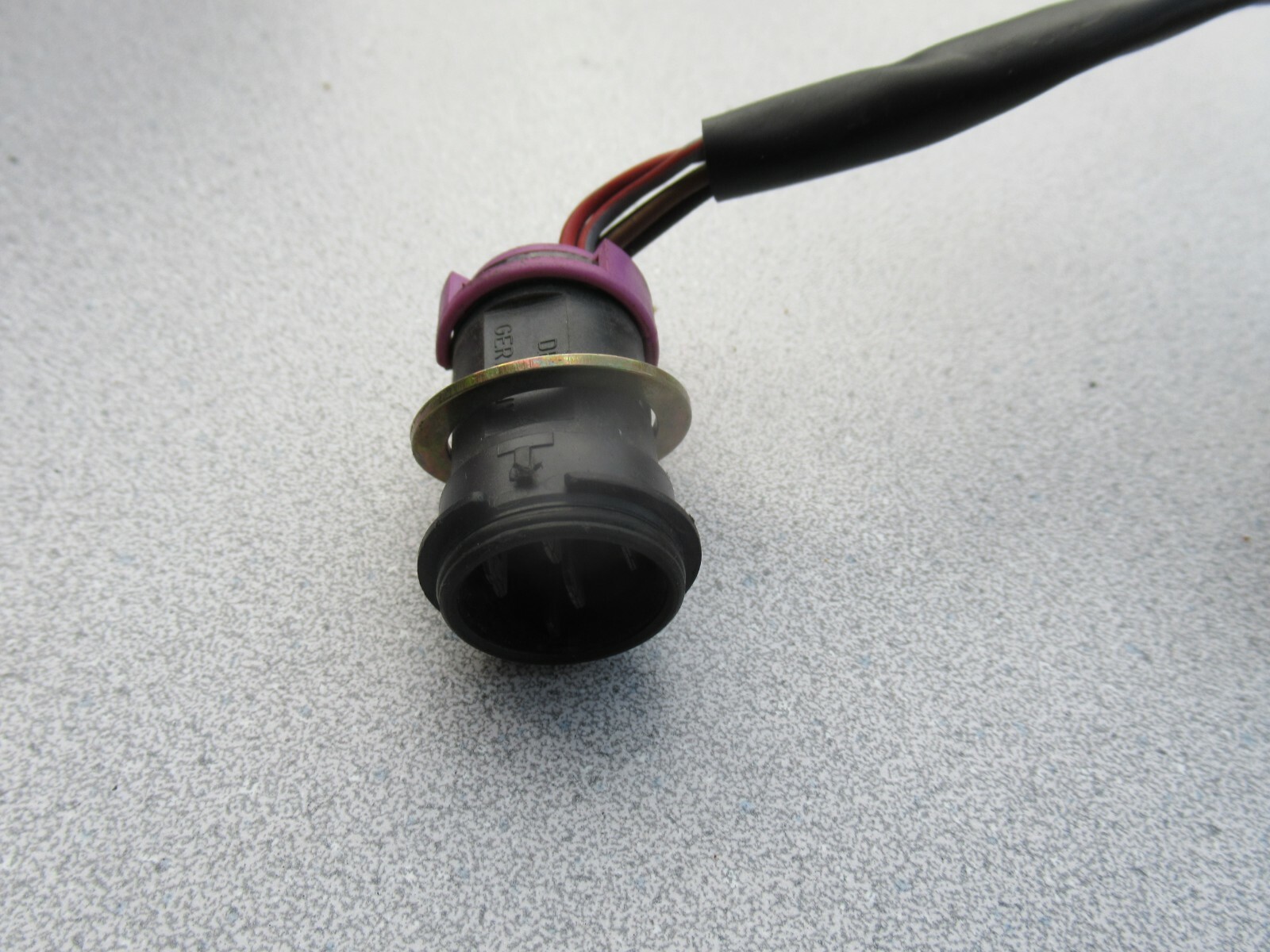 Porsche 911/Audi Bulb Sockets / Holders #2 C#H11 | eBay Australia