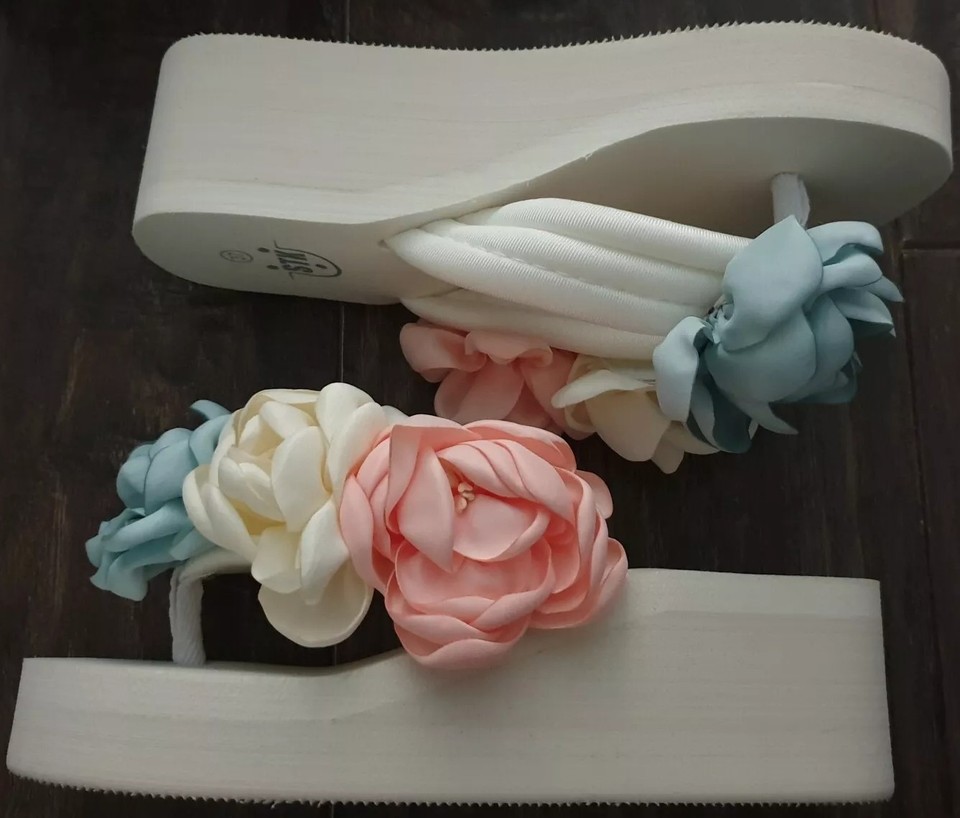 White 3D Flower Platform Wedge Beach Holiday Toe-post Flip-flops ...