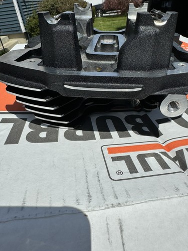 Harley M8 Cylinder Heads 114 Water Cooled Road Glide Limited Ultra ...