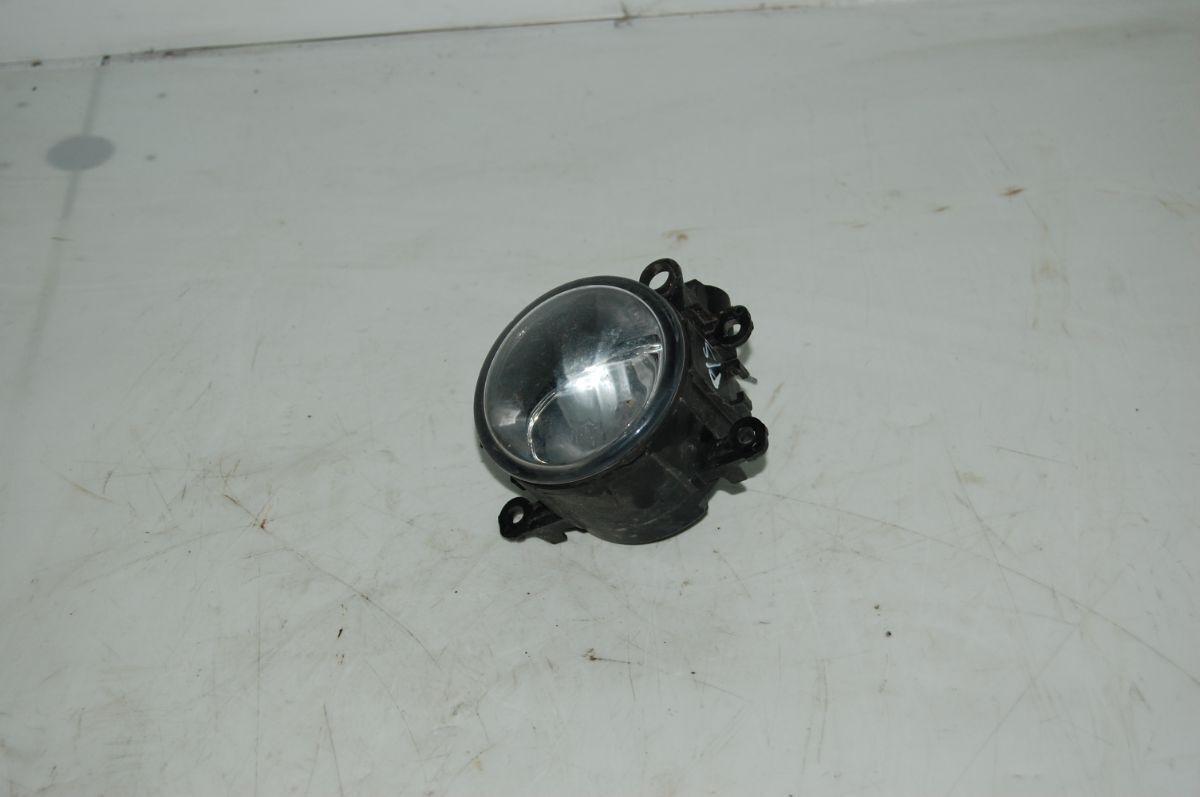 2017 Renault CLIO Mk4 Dynamique NAV TCe 261550885R Front Fog Lamp Light ...