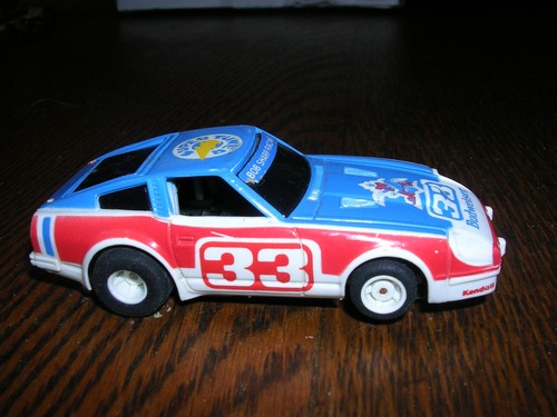 SLOT CAR VINTAGE RACING CAR NUMBER 33 BOB SHARP NICE! | eBay