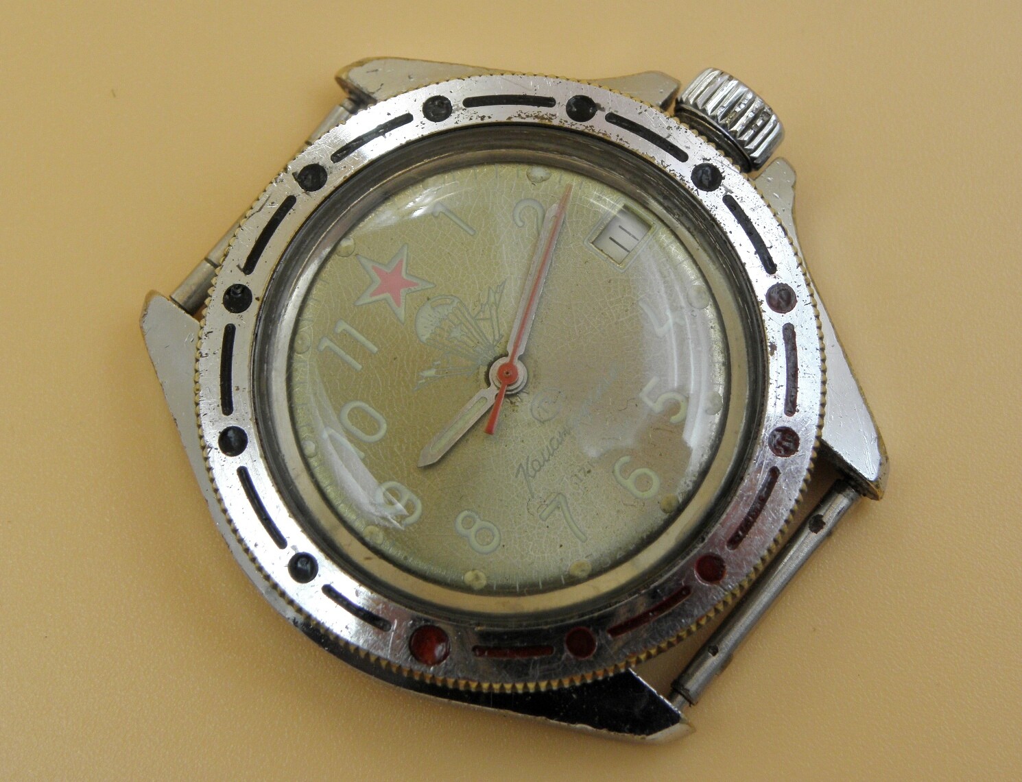 VOSTOK MILITARY WATCH Date KOMANDIRSKIE AIRBORNE *VDV* SOVIET RUSSIAN ...