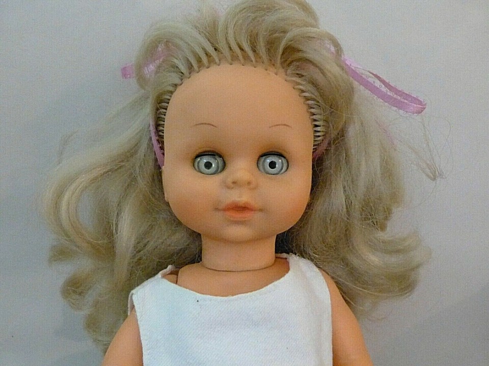VINTAGE MADE IN AUSTRALIA METTI/NETTA? HEAVY PLASTIC TOY DOLL- BLOND ...